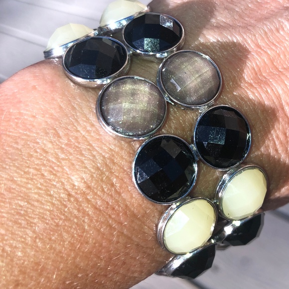 Charming Charlie | Jewelry | Charming Charlie Stretch Silver Chunky ...